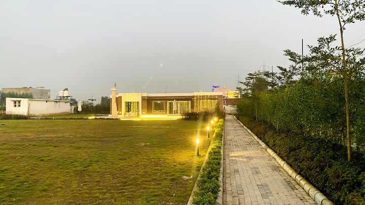 Hidden Farm – Luxury Retreat & In-house Restaurant - Rajpura