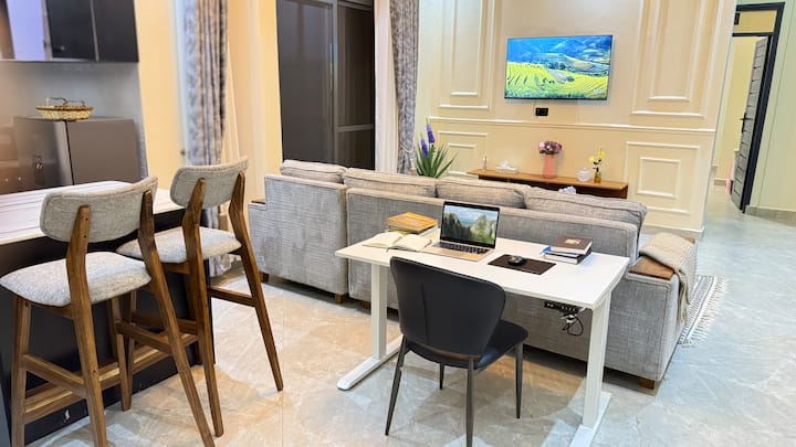 Escriva Homes. Serene. Comfy. Elegant! - Kampala