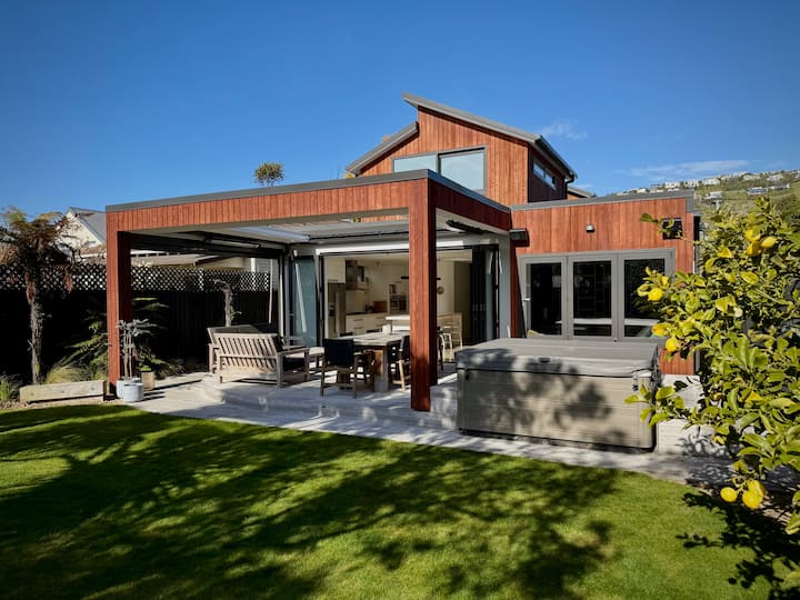 Sumner Living - Christchurch
