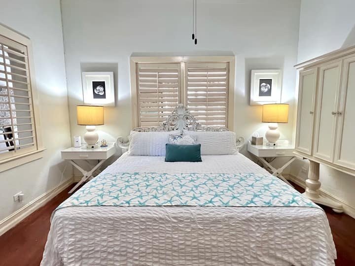 Tranquil Retreat Near Downtown & Atlantis - Nassau