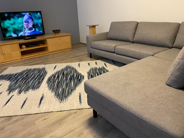 Tilava Rivitalohuoneisto Viidelle 2-kerroksessa - Turku