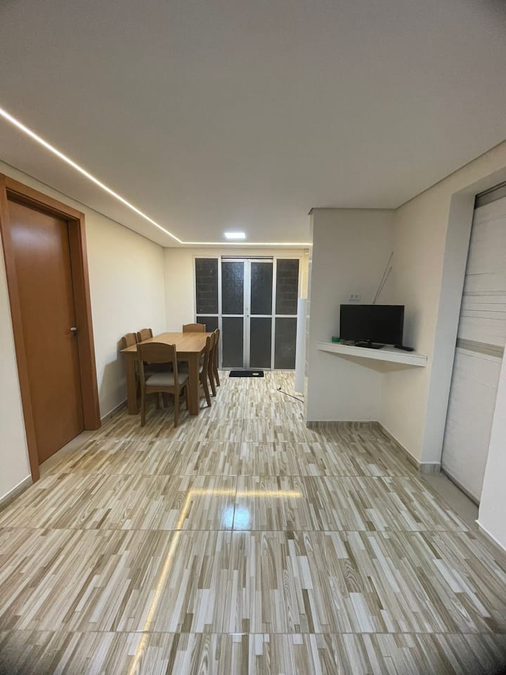 Apartamento  Locação- Praia Central De Guaratuba - Guaratuba