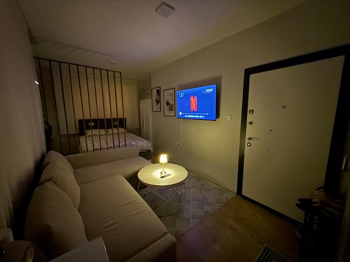 Merkezi Konum Dev Ekran Tv-modern | Netflix ÜYelik - Turquía