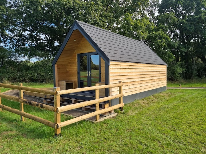 Columbine Cabin - Uckfield