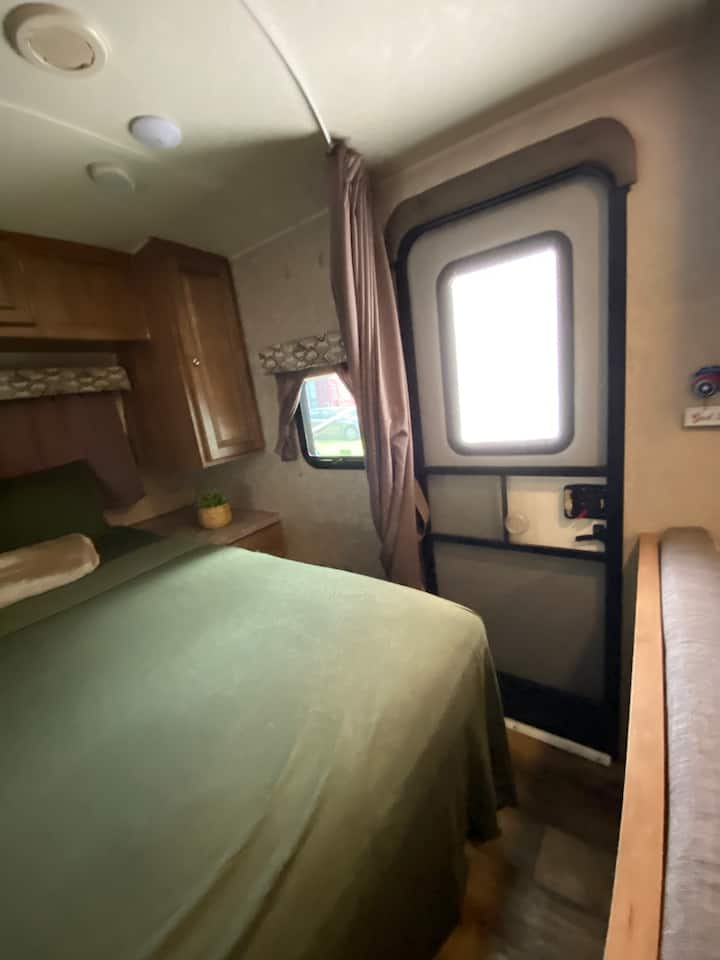 Tiny House Near Disney & Parks Orlando - Orlando, FL