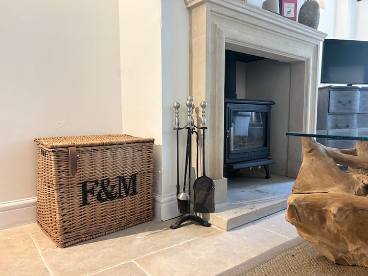 Cotswold Couples Retreat- Pub Shop & Eatery! - Moreton-in-Marsh