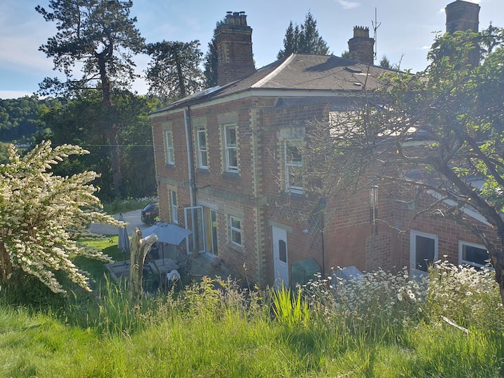 The Beeches - Stroud