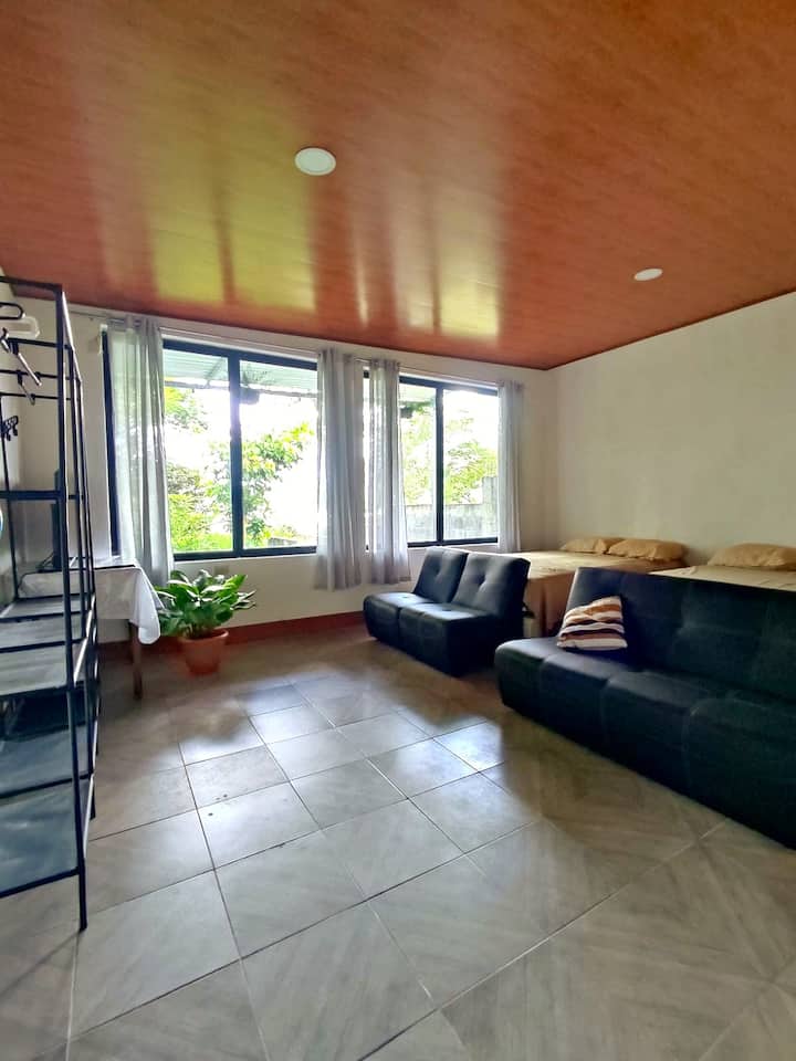 Casa De Anita - San Juan La Laguna