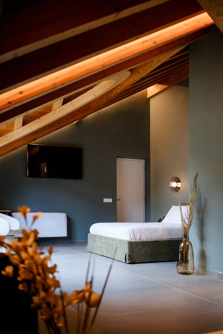 Sky Room Mountain View_bernina Experience - Tirano