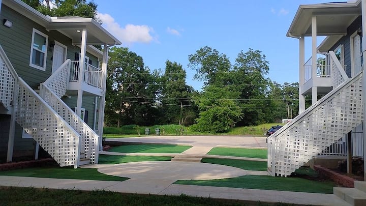 Green 102 - Nacogdoches, TX