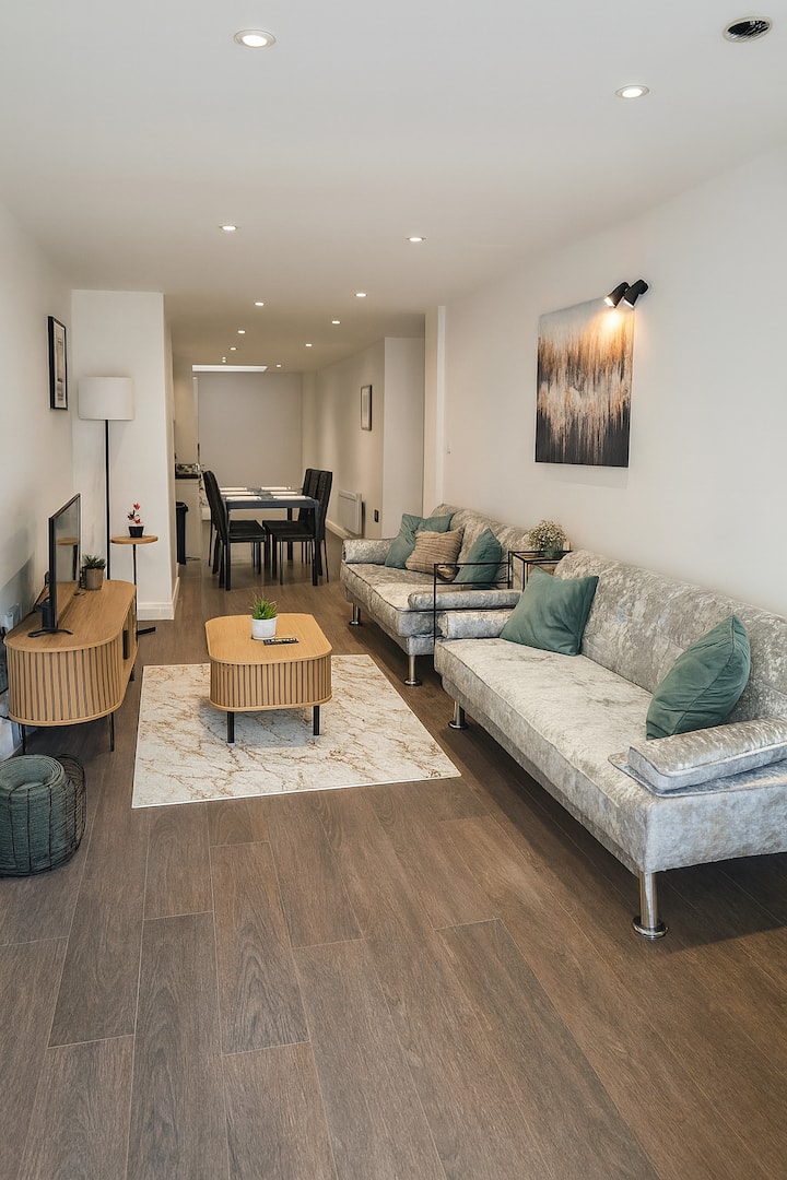 Courtyard Hideaway - Cotswolds