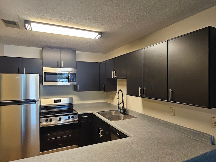 Skinny’s Place - Council Bluffs, IA