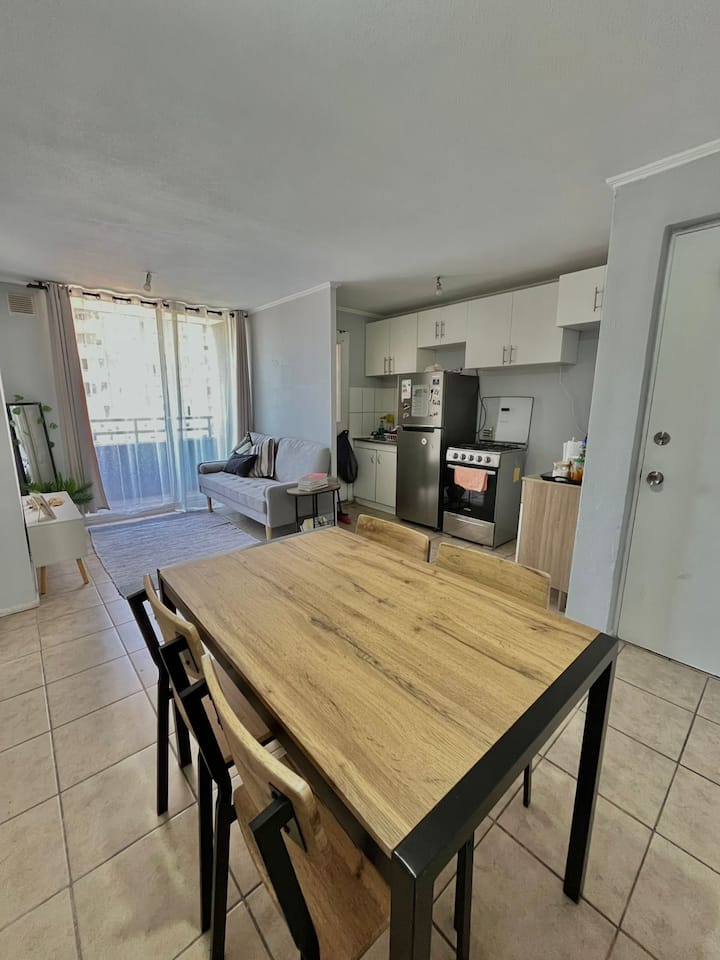 Departamento Equipado Y Céntrico Para 4. - El Bosque, Chile