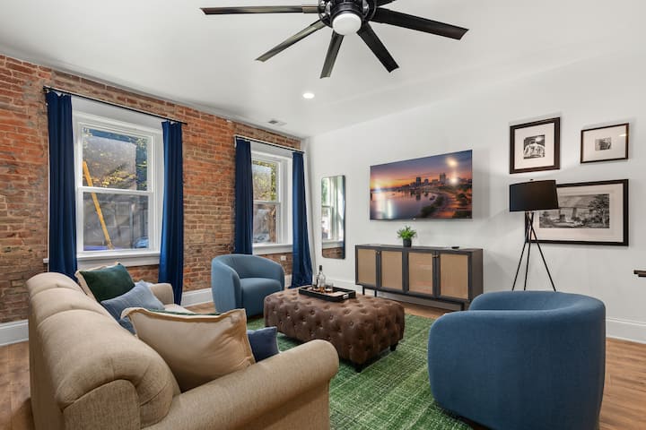 Stable 3 | Mini Golf, Foosball, Grill, Fire Pits - Louisville Zoo, Louisville