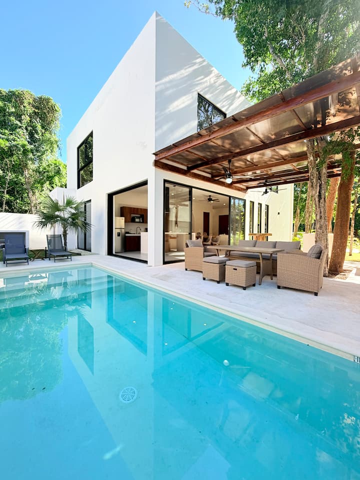 Villa Mediterránea De Lujo Con Alberca Privada - Puerto Morelos