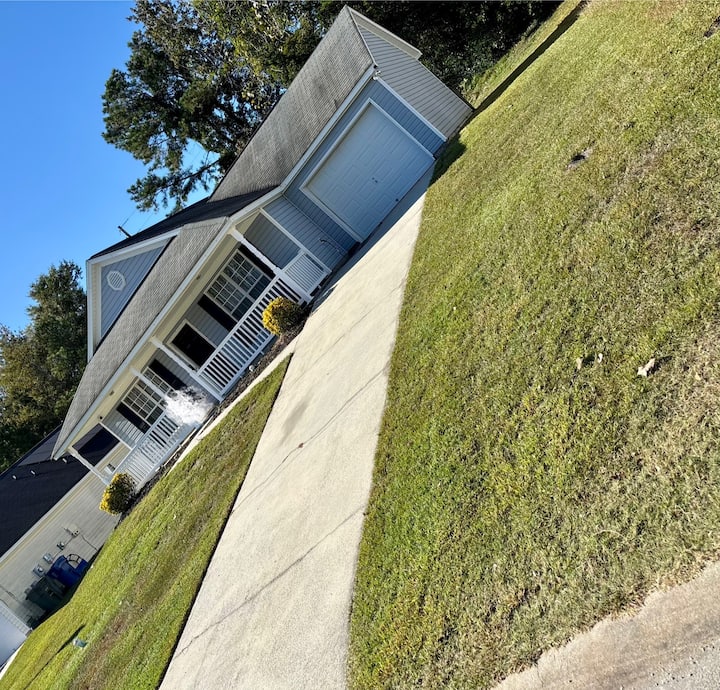 Fully Furnished House For Temporary Housing - Columbia, SC