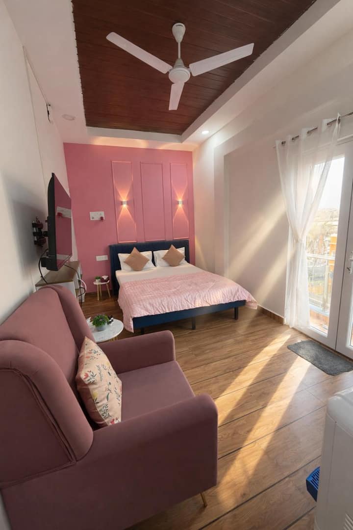 Blush - Tiny Studio - By Beaumonde Studio - Guwahati