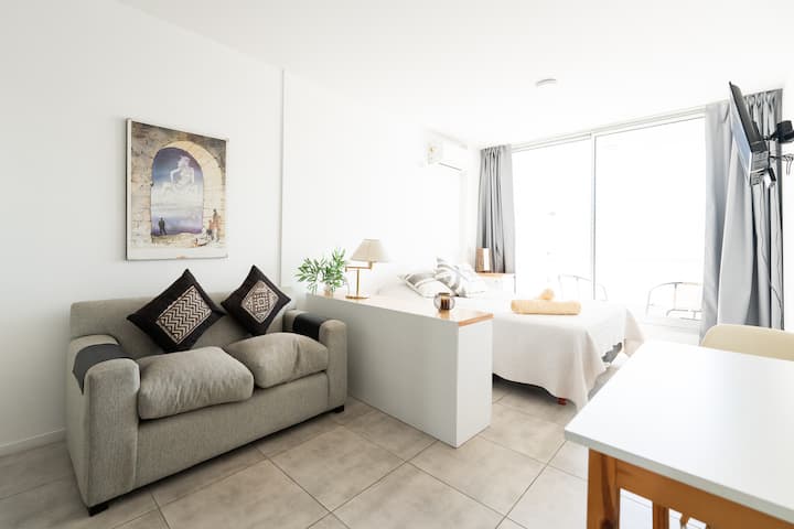 Excelente Unidad A Metros De La 9 De Julio - Argentina