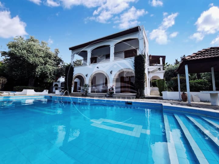 Beautiful Secluded Traditional Villa With Pool - Northern Cyprus