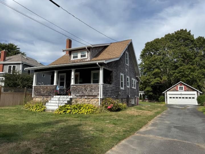 The Bungalow In Padanaram - Dartmouth, MA