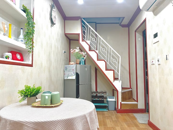 2br Central  Walk To Train Street Full Facilites - Hanoi