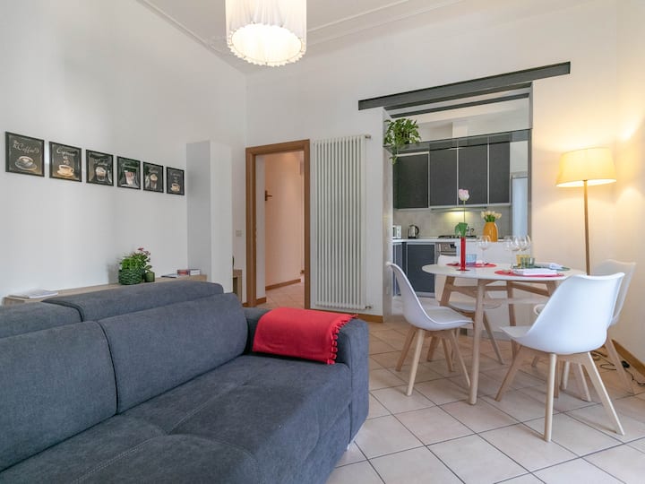 Mamma Ciccia - "Casa Sara" Roomy One-bedroom Apt - Mandello del Lario