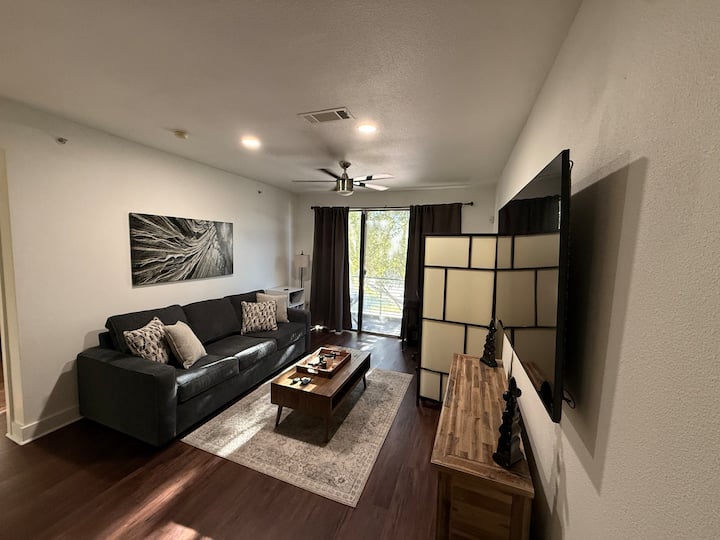 Prime Dallas Living - Dallas, TX