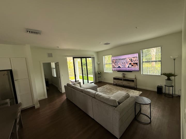 Central Forest Oasis - Fort Myers, FL