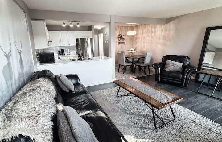 Ellerslie Retreat - Edmonton