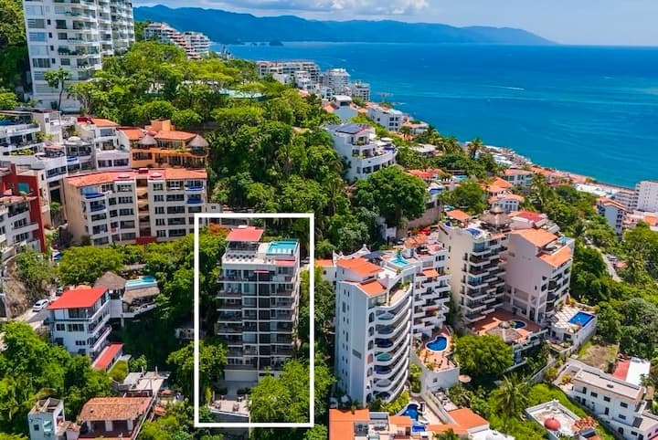 Casa Jardín ~ A Beautiful Home In Zona Romantica - Puerto Vallarta