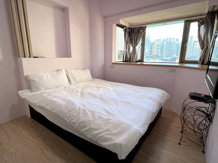 24整層出租,可住四位/鄰近中山商圈 #走路七分鐘捷運中山國小站 (未開放國內預訂) - 타이산 구