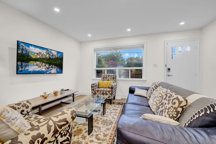 4br Family Home | Backyard | Walk To Yonge & Finch - Toronto
