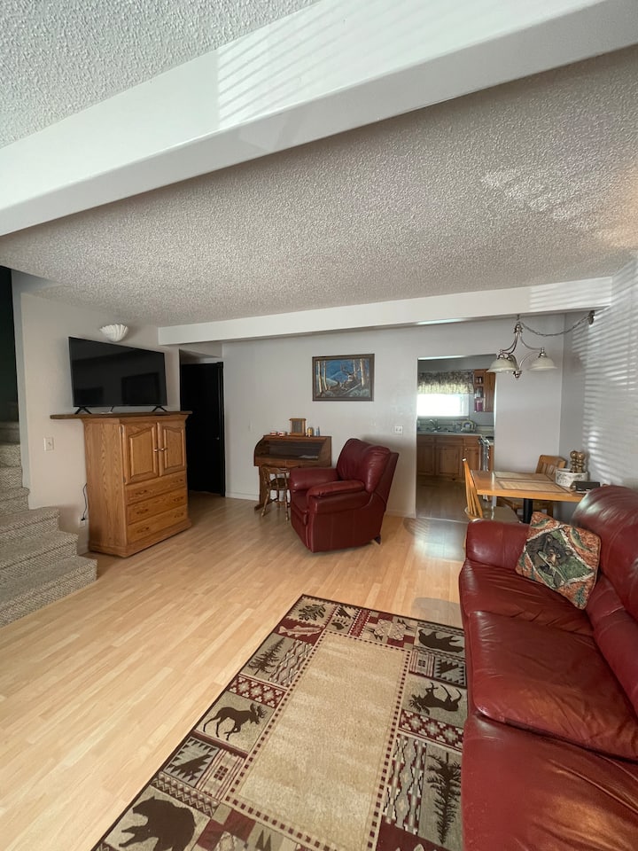 Seldovia Harbor Hide-away Apartment - Seldovia, AK