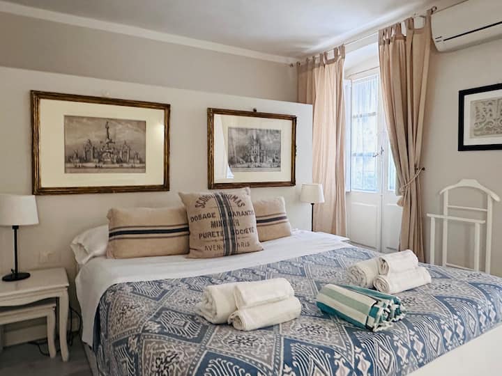 Djuniorsuite , Comfort And Design In City Center - 卡尼亞裡
