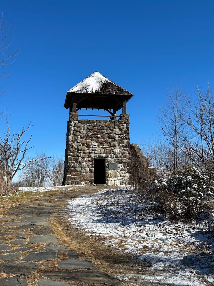 Hillside Haven 3/2 - Franklin, NC