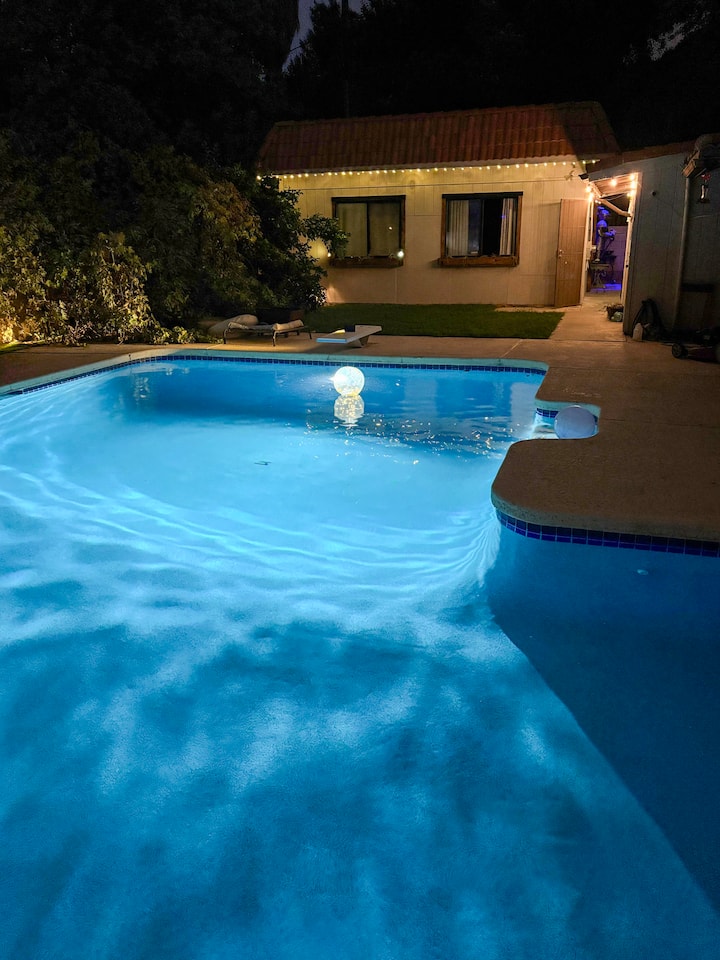 Studio With Relaxing & Private Yard - Phoenix Art Museum