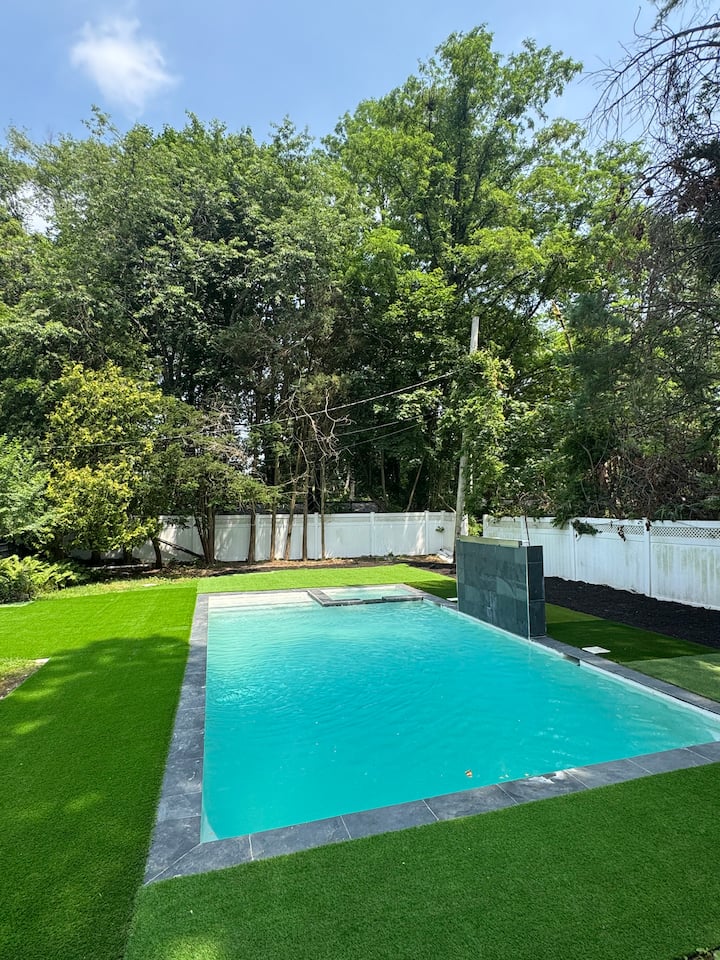 Modern Luxurious House - Port Washington, NY