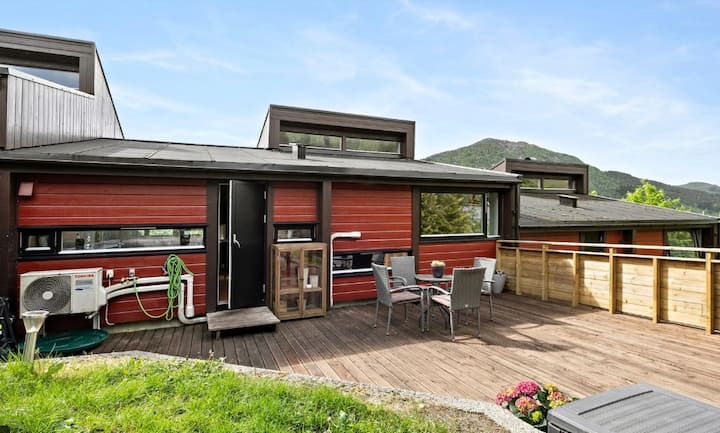 Rekkehus I Solfylte Vieåsen - Førde