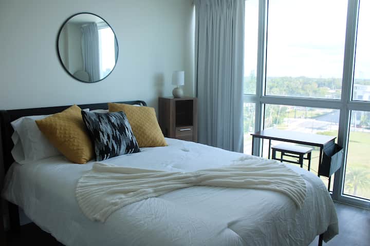 Oasis Downtown Fort Myers/tropical 1br/pool & Gym - Fort Myers, FL