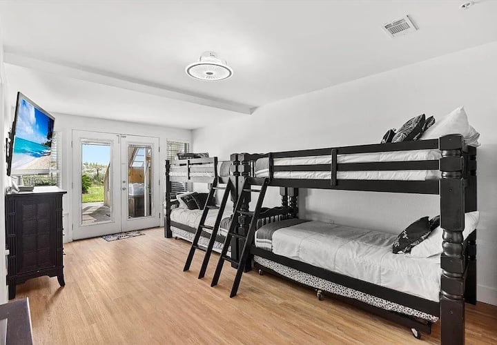 Sugar Sands Escape - Airbnb