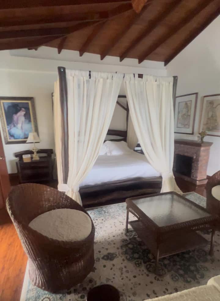 Hermoso Cuarto En Hotel Boutique Casablanca - Salamina