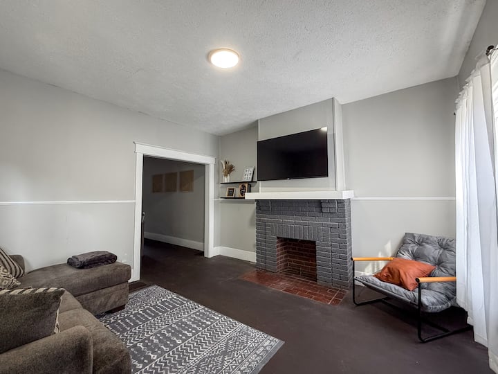 Newly Renovated 3 Bedroom, Near Campus! - Dayton, OH