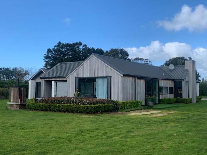 Hamlet Grove Retreat - マタカナ