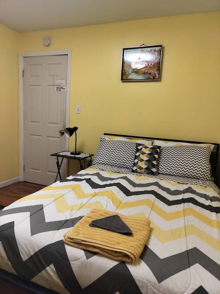 Elisha's Paradise & Resort Via Jfk Unit 2 B - Long Beach, NY