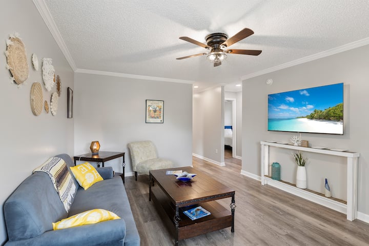 Pensacola Bayou Home Near Nas & Downtown & Beaches - Warrington, FL