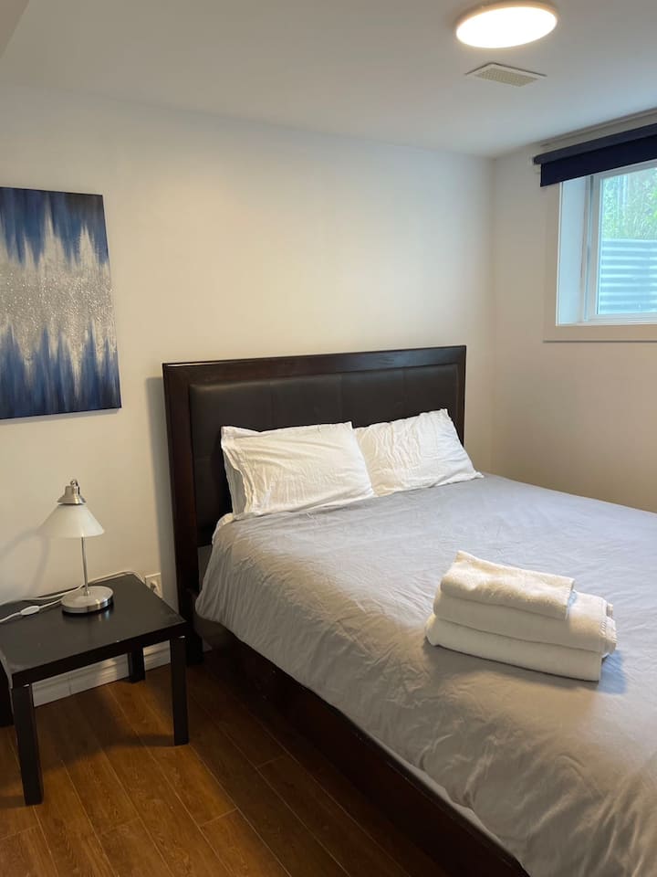 One Bedroom Guest Suite - Calgary