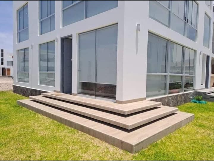 Exclusivo Dpto. De Playa En Condominio Privado - Mollendo