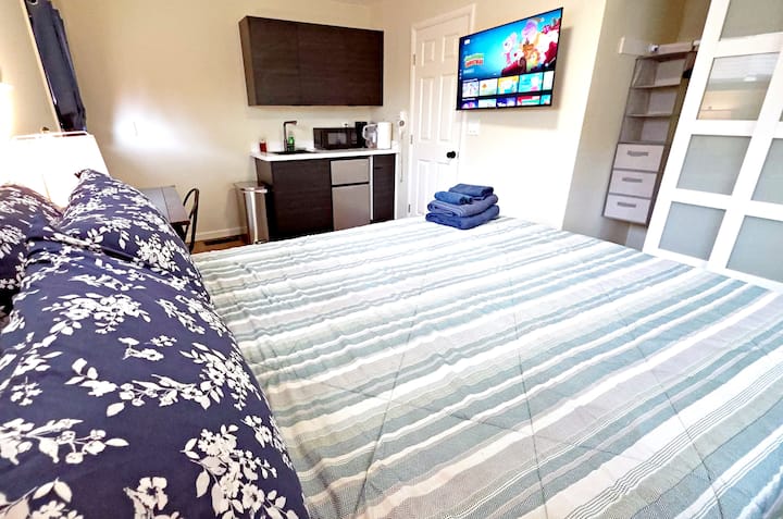 Spanish Bungalow Suite + Parking • Walk To Sjsu - San Jose, CA