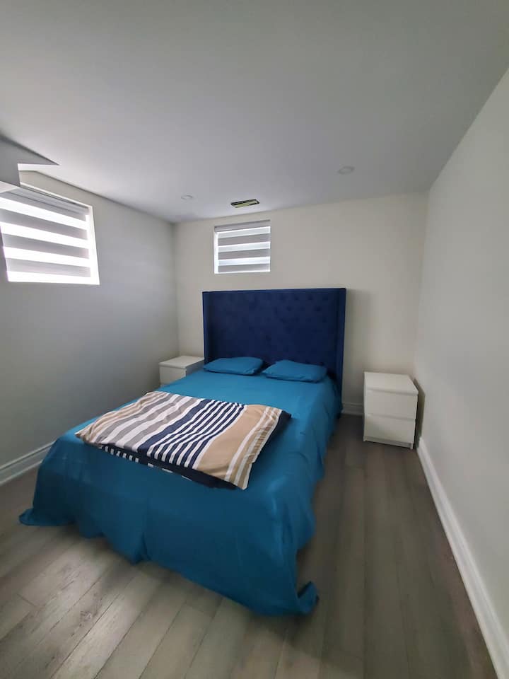 Two Bedroom Fully Equipped Suite Private Enterance - Brampton