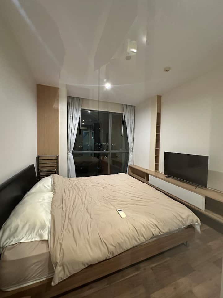 Modern 1br Condo | Bts Punnahwiti |Pool+gym |45sqm - Phra Khanong